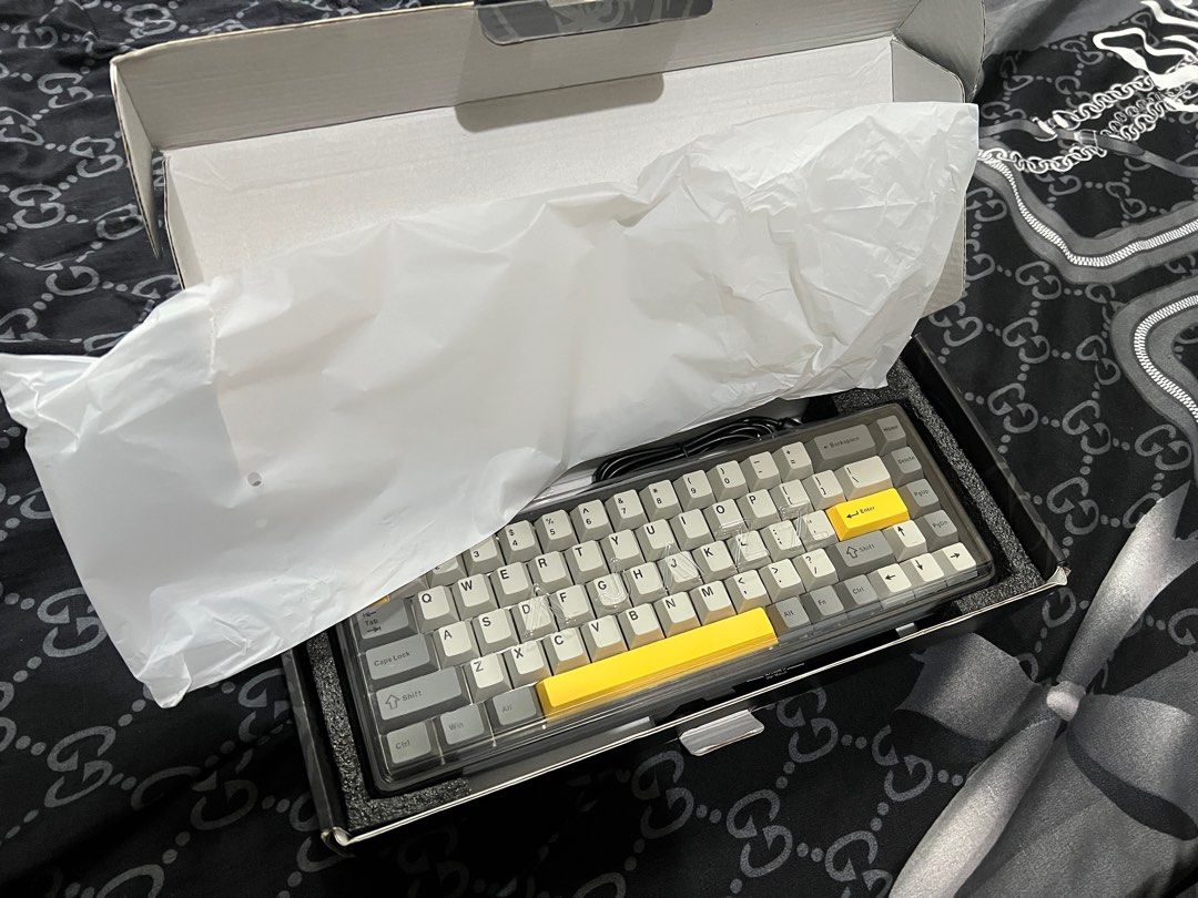 AJAZZ AK680 RGB Tri-Mode 68-Keys Hot Swappable Mechanical Keyboard ...