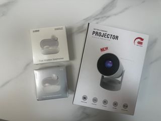 HY300PRO 180度天花板投影機 內置Android 系統youtube Netflix Disney plus具備梯級較正 ...