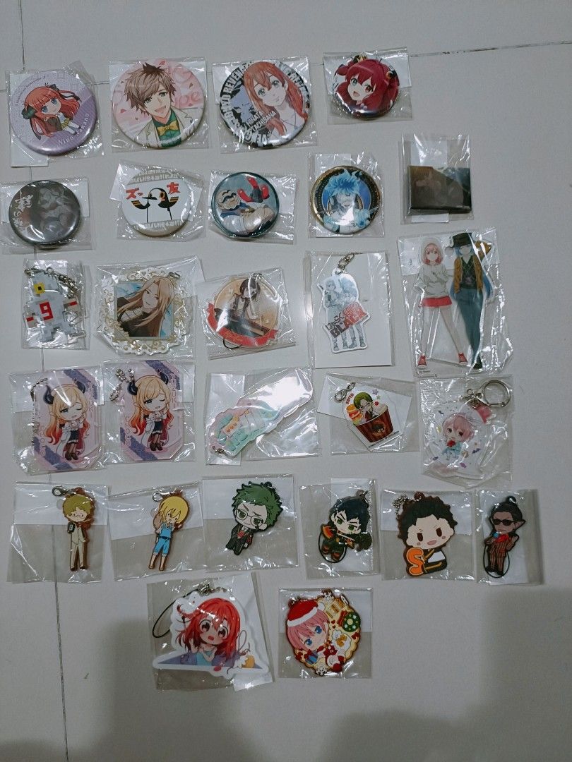 Anime Character Badges, Keychains, and Acrylic Stands, Hobbies & Toys ...