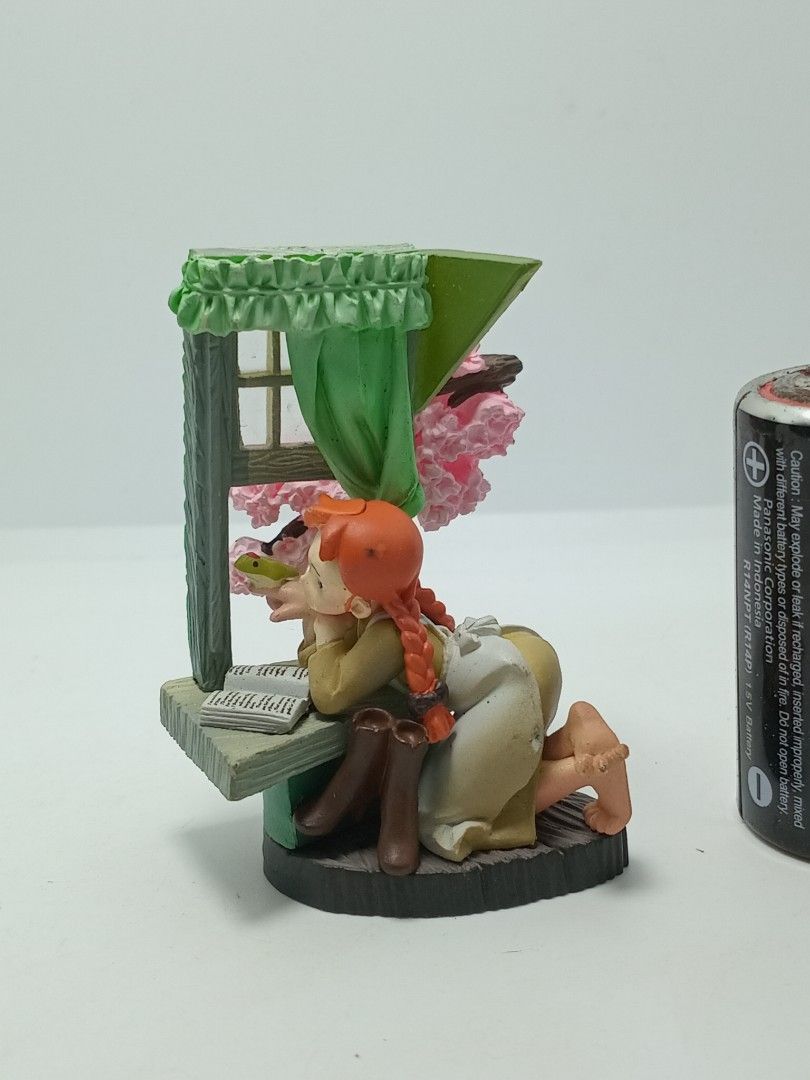 Anne of Green Gables Figurine Set, Hobbies & Toys, Memorabilia ...