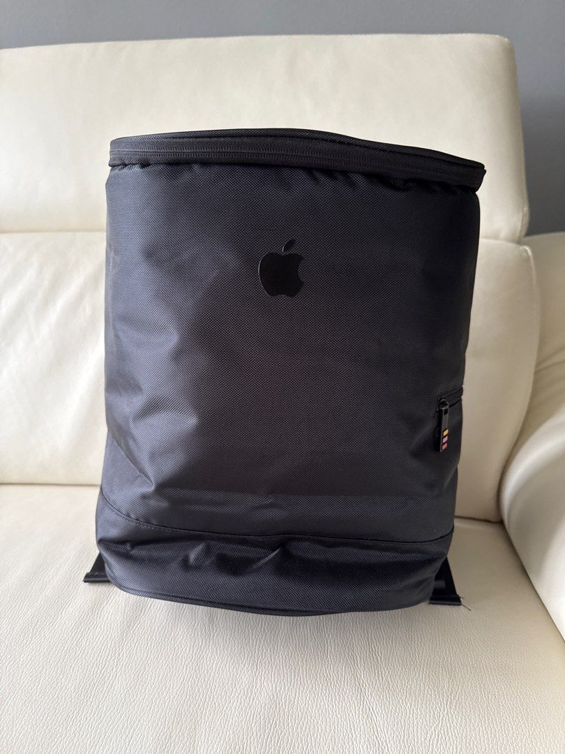 Apple Picnic Grocery Backpack (Black), Men's Fashion, Bags, Backpacks ...