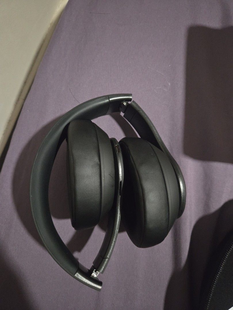 Bloom Studio4 Pro (Beats) - Black - Brand New, Audio, Headphones ...