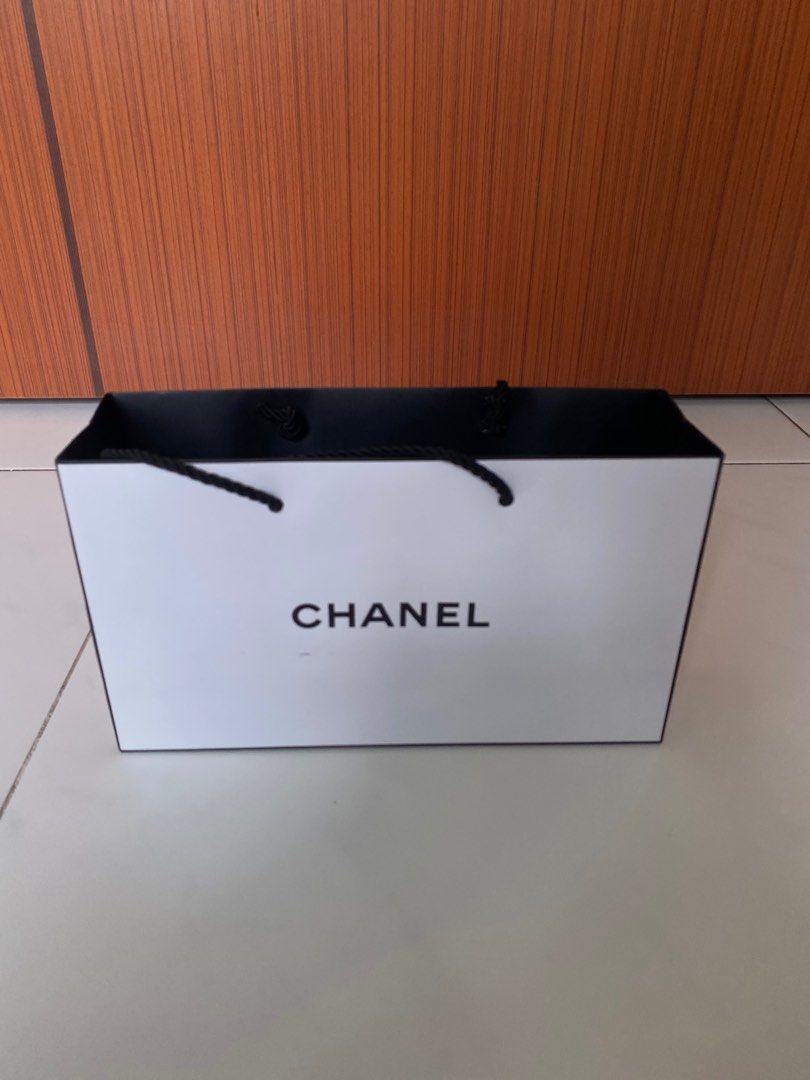 Chanel Shopping Gift Paper Bag, Hobbies & Toys, Occasions & Party ...