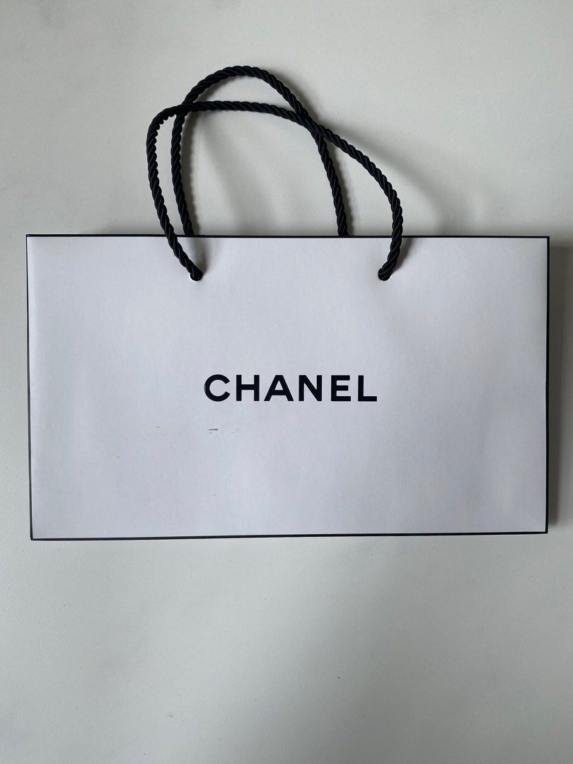 Chanel Shopping Gift Paper Bag, Hobbies & Toys, Occasions & Party ...