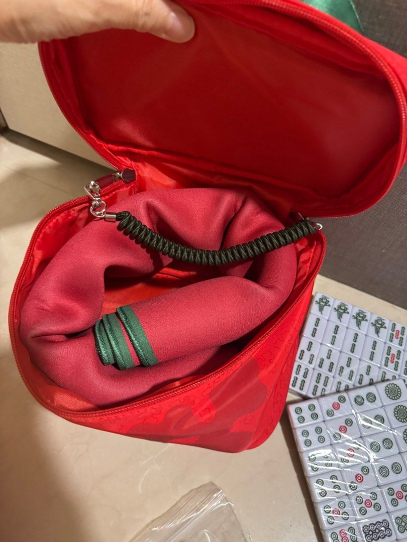 BN authentic mini mahjong set carlsberg, Hobbies & Toys, Toys & Games ...