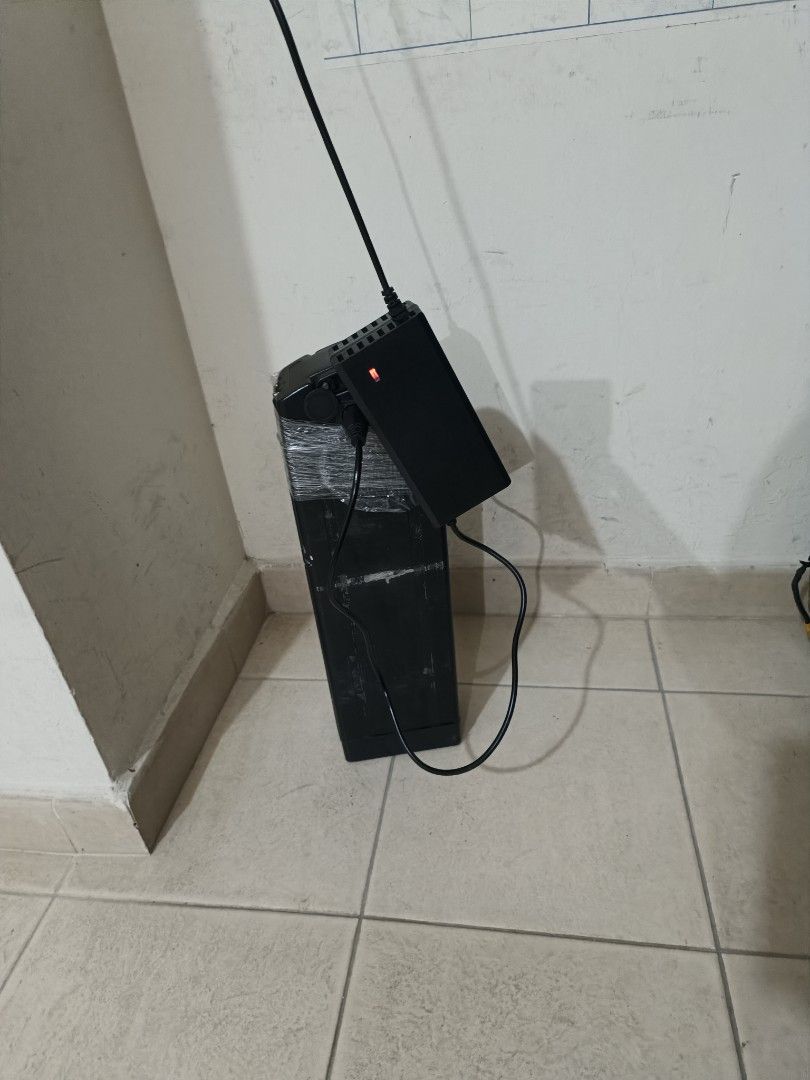 Custom Electric Scooter - Black, Sports Equipment, PMDs, E-Scooters & E-Bikes, E-Scooters & E ...