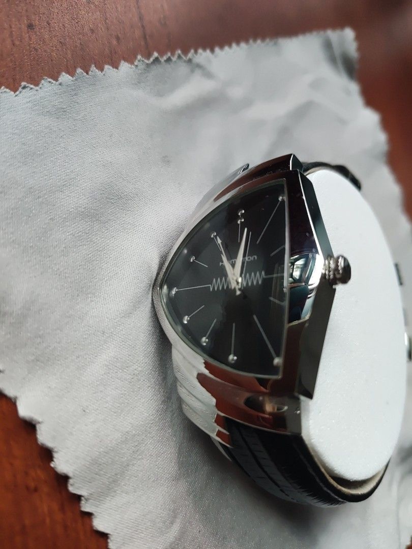 Hamilton Ventura MIB Watch, Luxury, Watches on Carousell