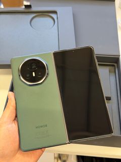 Honor Magic V2, Mobile Phones & Gadgets, Mobile Phones, Android Phones, Honor on Carousell