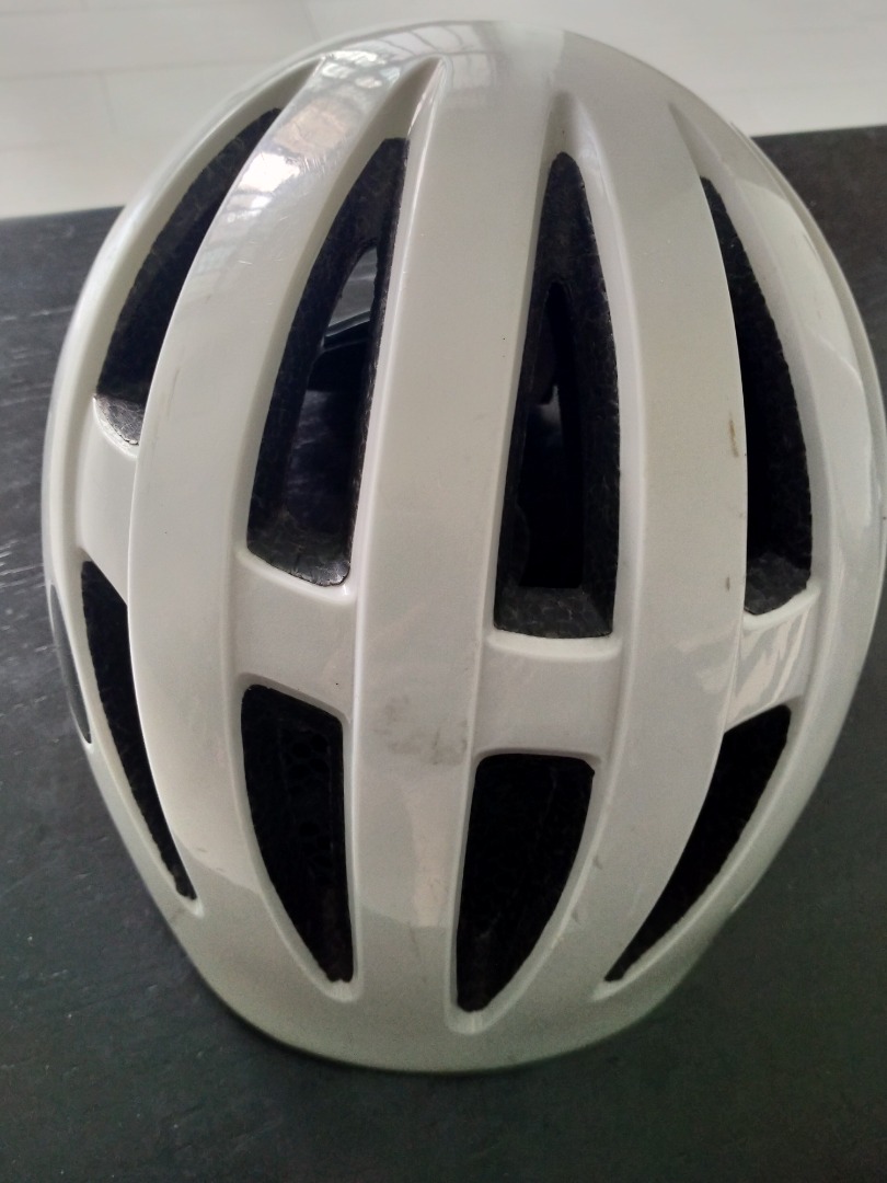IKEA SLADDA Bicycle Helmet - WhiteO, Sports Equipment, Bicycles & Parts ...