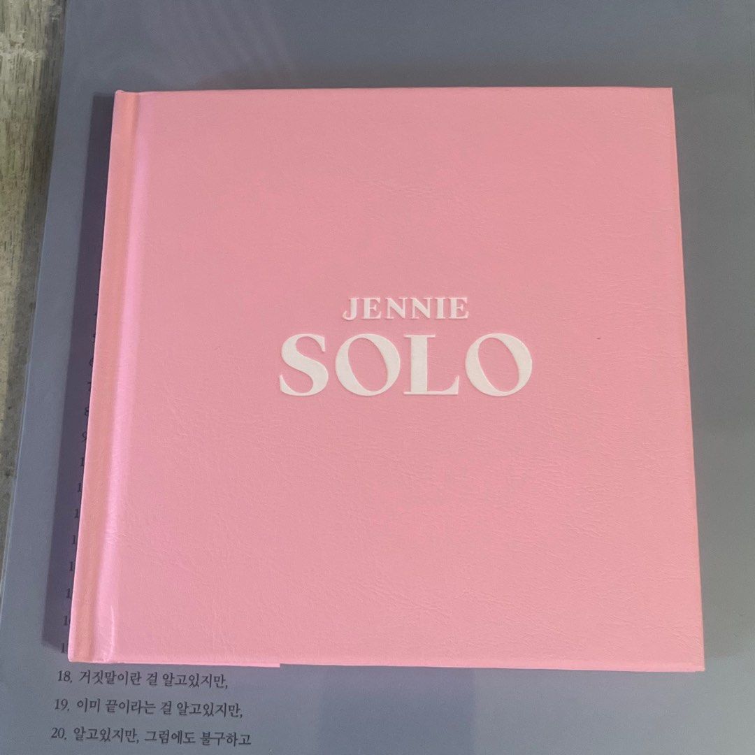 Jennie Solo debut single album photobook (Tags: Blackpink, Jisoo, Lisa ...