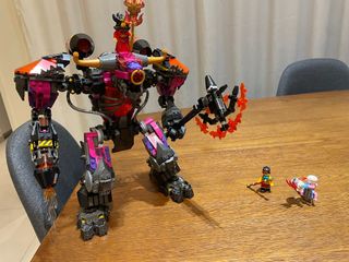 LEGO Monkie Kid 80036 City of Lanterns, Hobbies & Toys, Toys & Games on ...