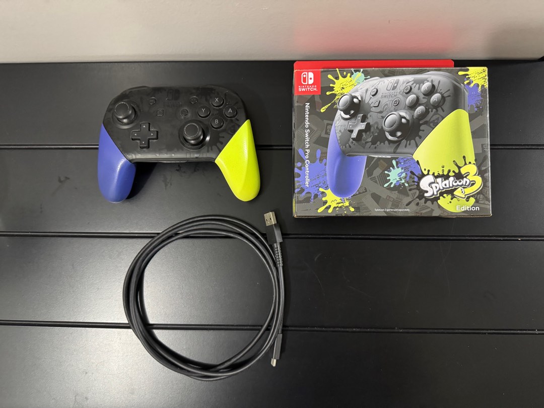 Limited Edition Splatoon 3 Pro Controller for Nintendo Switch, Video ...