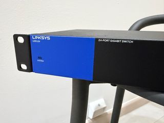 Linksys LGS105 5-Port Gigabit Switch, Computers & Tech, Parts ...