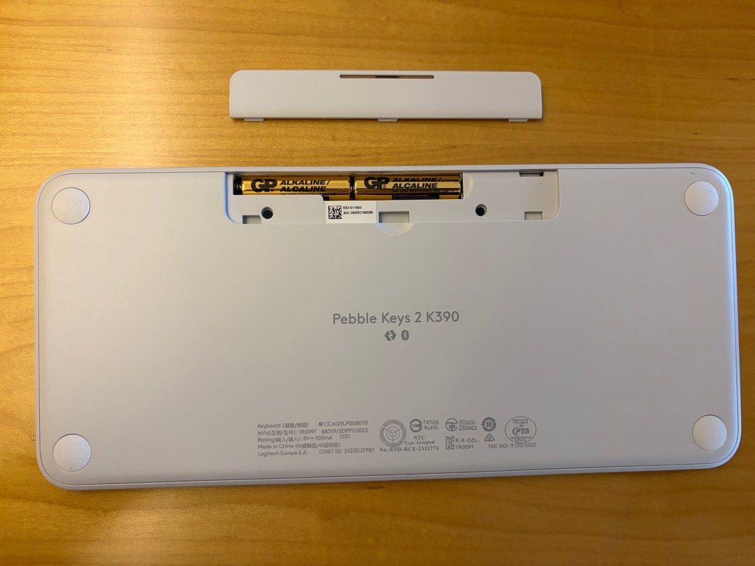 Logitech Pebble 2 Combo - White, Computers & Tech, Parts & Accessories ...