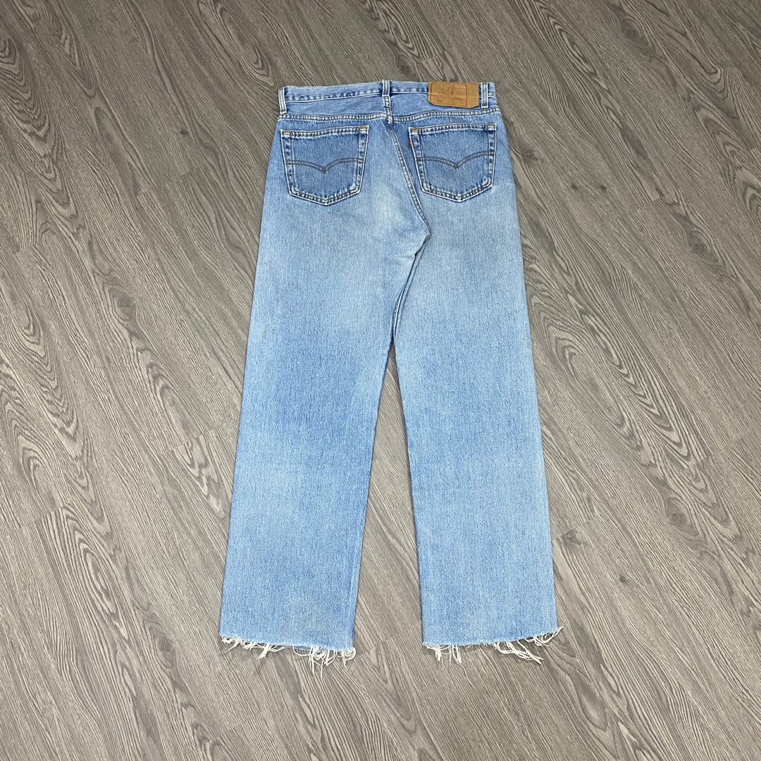 Lp Jeans Levis 501, Fesyen Pria, Pakaian , Bawahan di Carousell