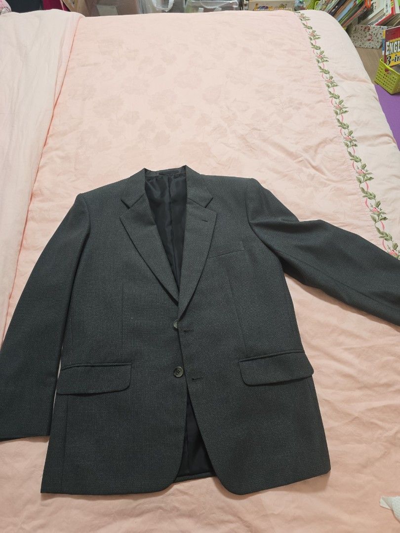 Men's Grey Blazer, Men's Fashion, Coats, Jackets and Outerwear on Carousell
