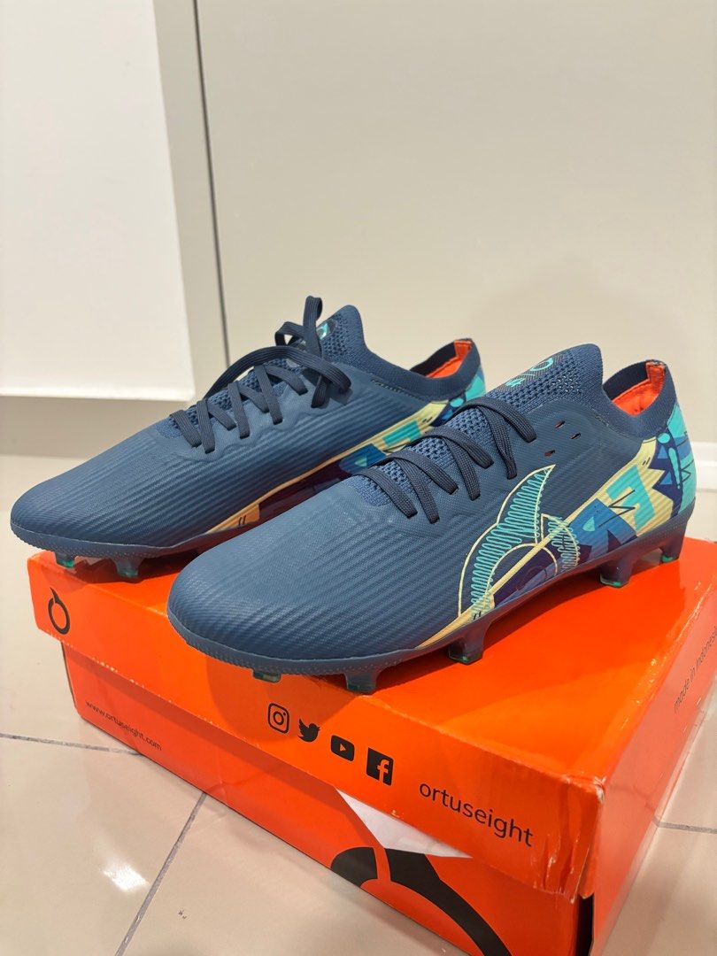 Ortuseight Catalyst Liberte V4 FG - Navy/Aqua, Men's Fashion, Footwear ...