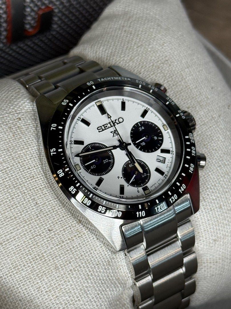 Seiko Prospex Speedtimer Reverse Panda, Luxury, Watches on Carousell