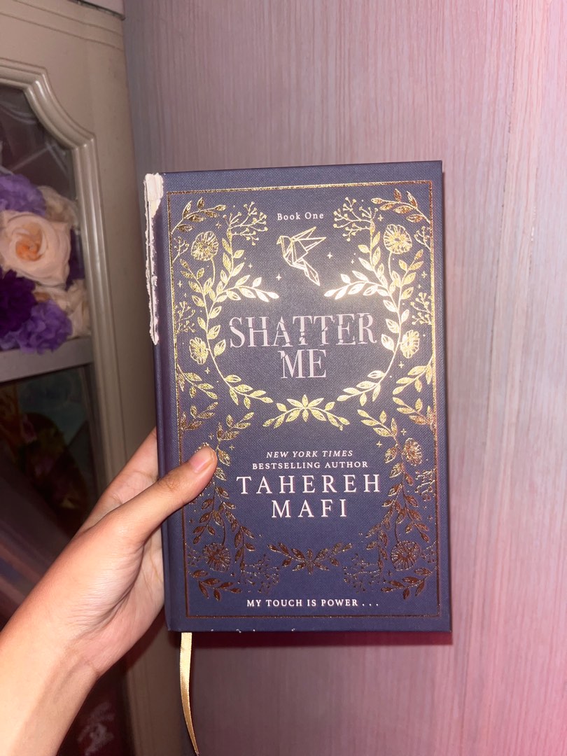 Shatter Me Collectors Edition by Tahereh Mafi, Hobbies & Toys, Books ...