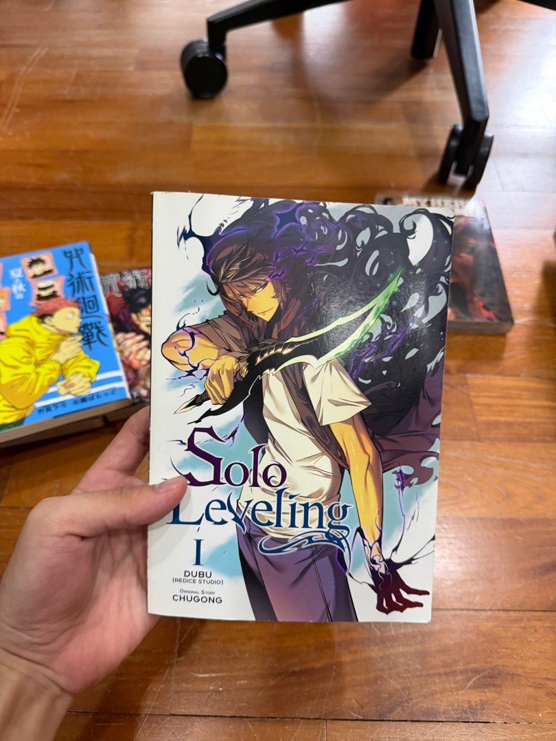 Solo Leveling Manga Volume 1, Hobbies & Toys, Books & Magazines, Comics ...