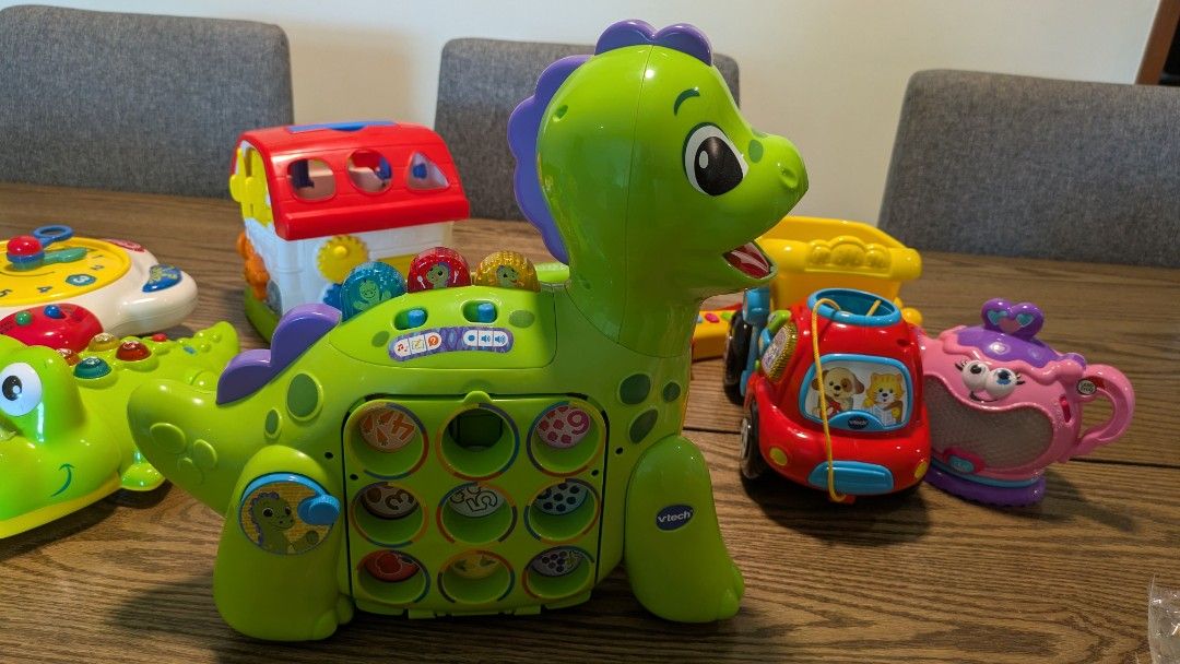 VTech Dinosaur & Toy Set, Hobbies & Toys, Toys & Games on Carousell