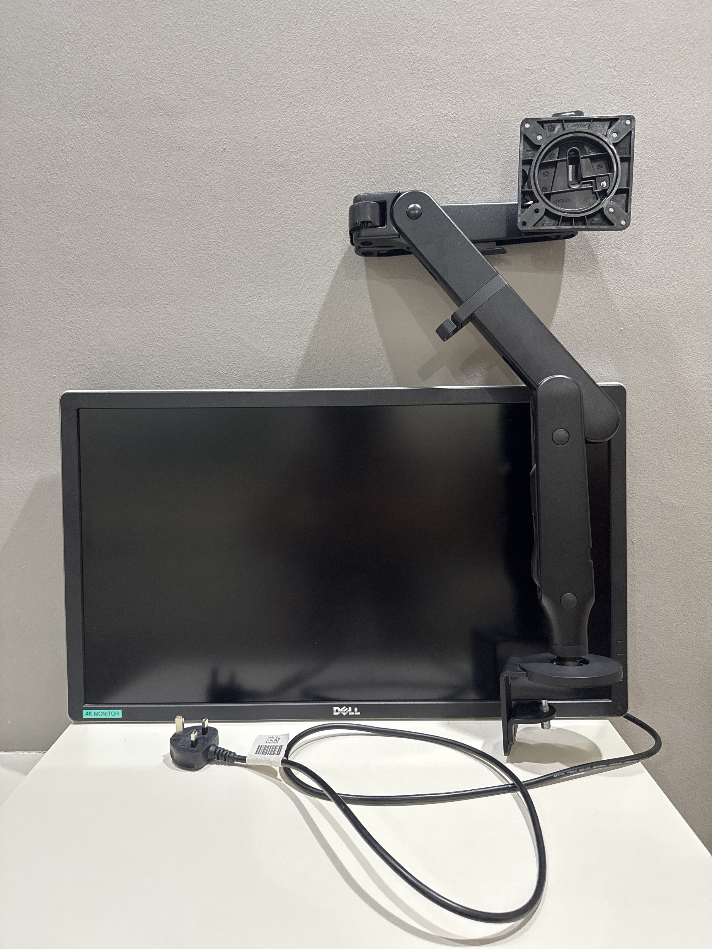 Dell 4K Monitor with Monitor Arm, Computers & Tech, Parts & Accessories ...