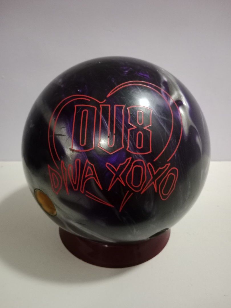 DV8 Diva XOXO Bowling Ball, Sports Equipment, Sports & Games, Billiards ...