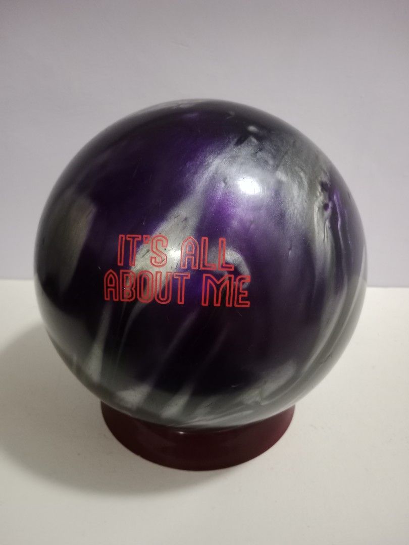 DV8 Diva XOXO Bowling Ball, Sports Equipment, Sports & Games, Billiards ...