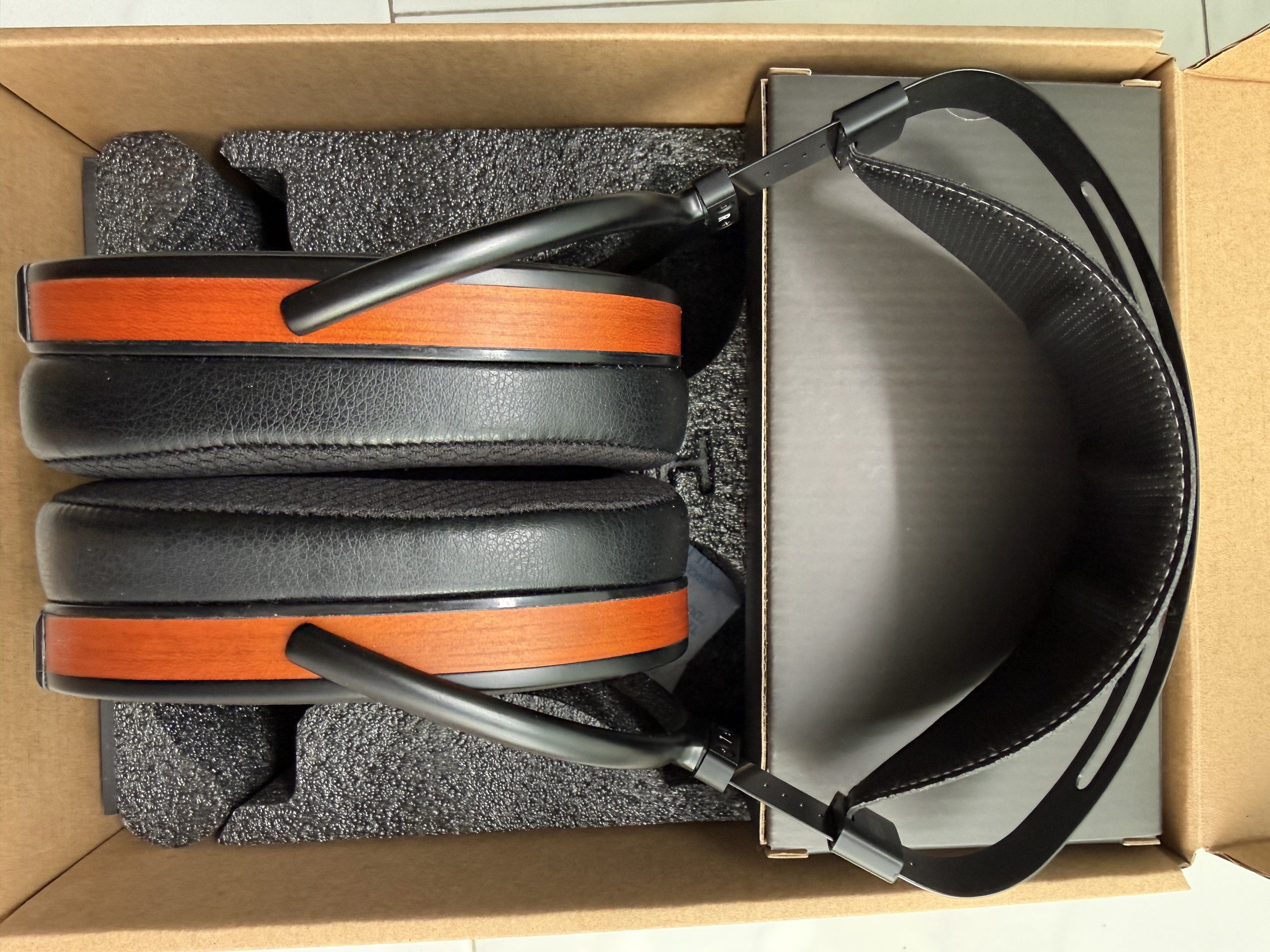 HIFIMAN Arya Organic, Audio, Headphones & Headsets on Carousell