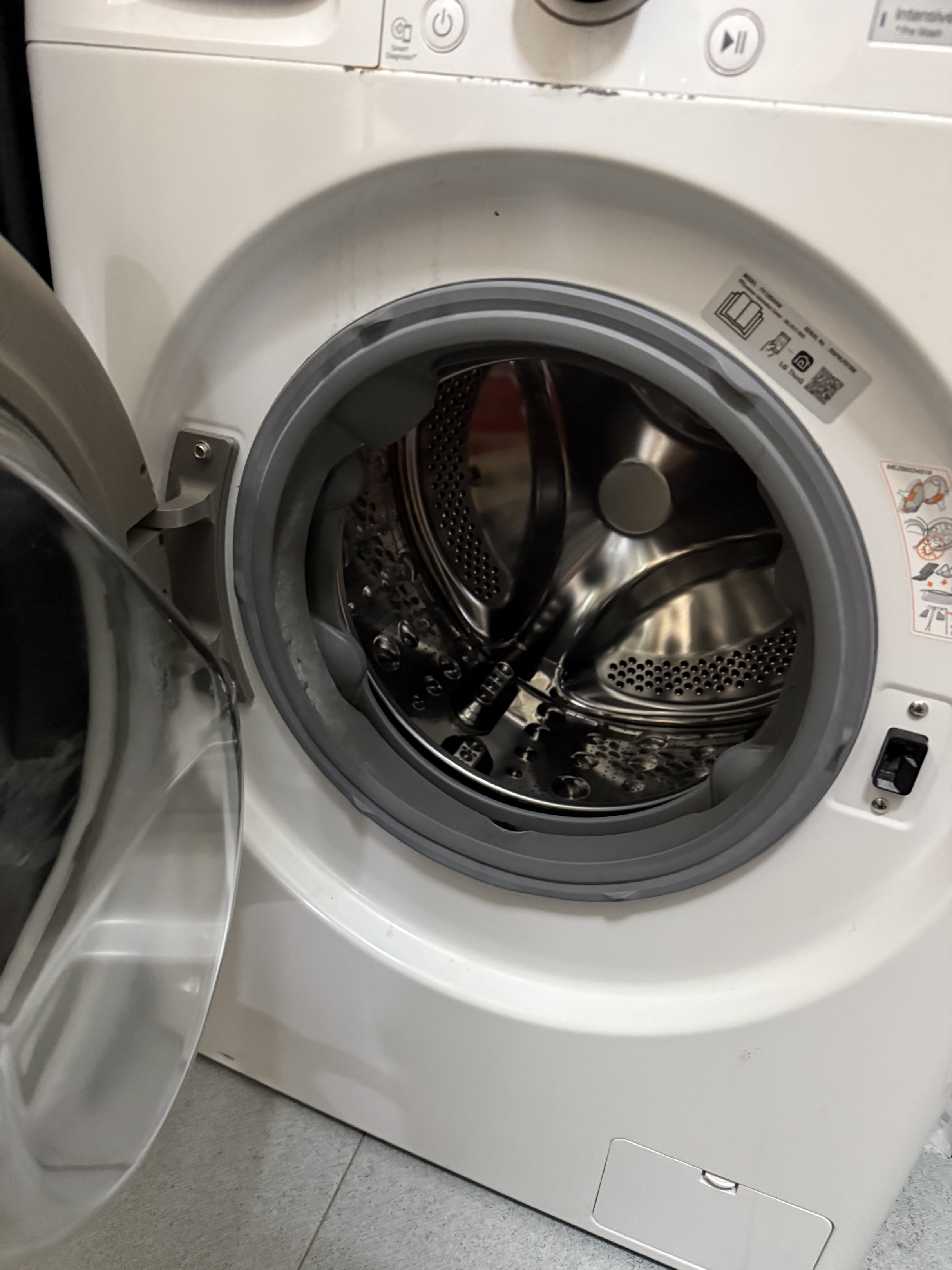 LG 8.5/5kg Washing Machine, TV & Home Appliances, Washing Machines and ...