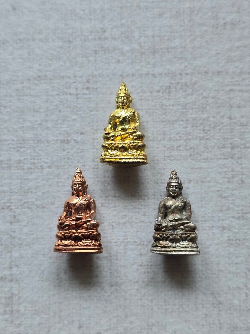 Phra Chaiwat BE 2543 Wat Bowen, Hobbies & Toys, Religious Items on ...