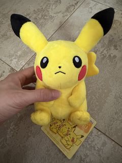 Smiling Pikachu Plush Pokemon Center Collection, Hobbies & Toys, Toys ...