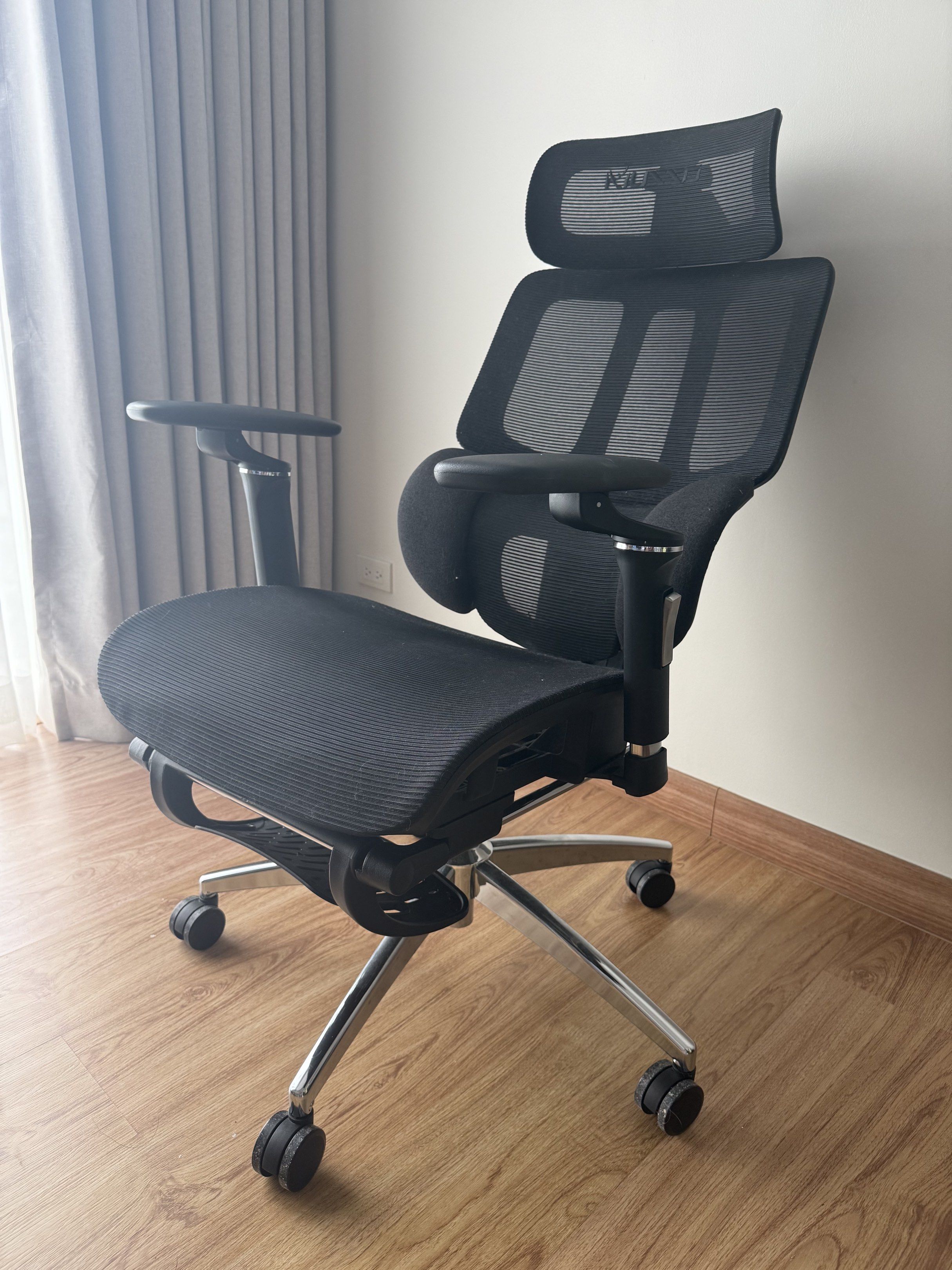 SIHOO ergonomic OFFICE CHAIR, Furniture & Home Living, Office Furniture ...