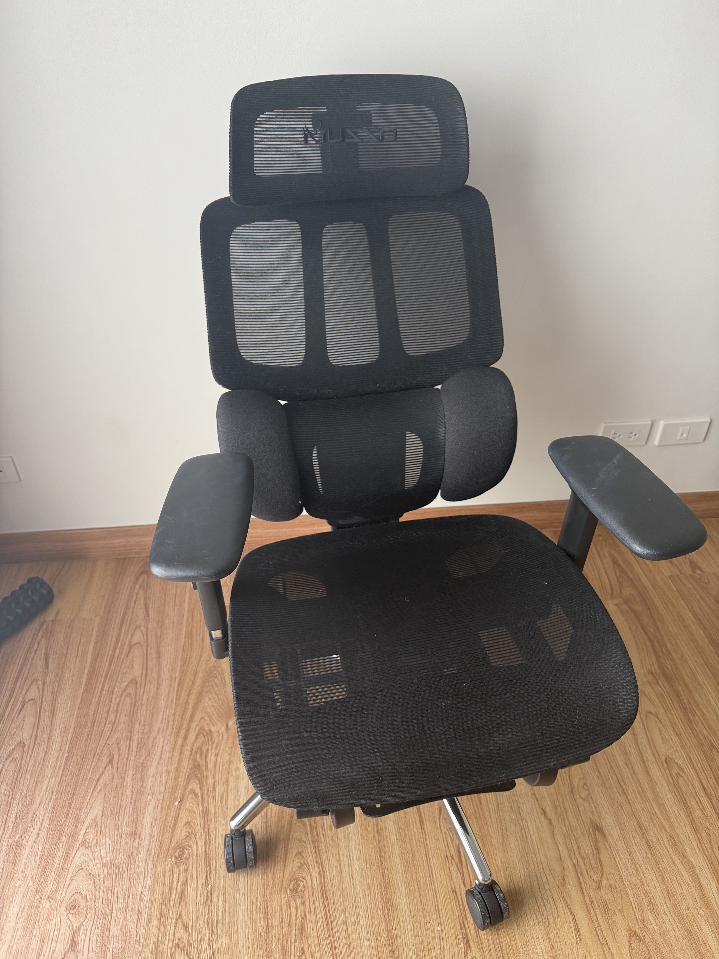 SIHOO ergonomic OFFICE CHAIR, Furniture & Home Living, Office Furniture ...