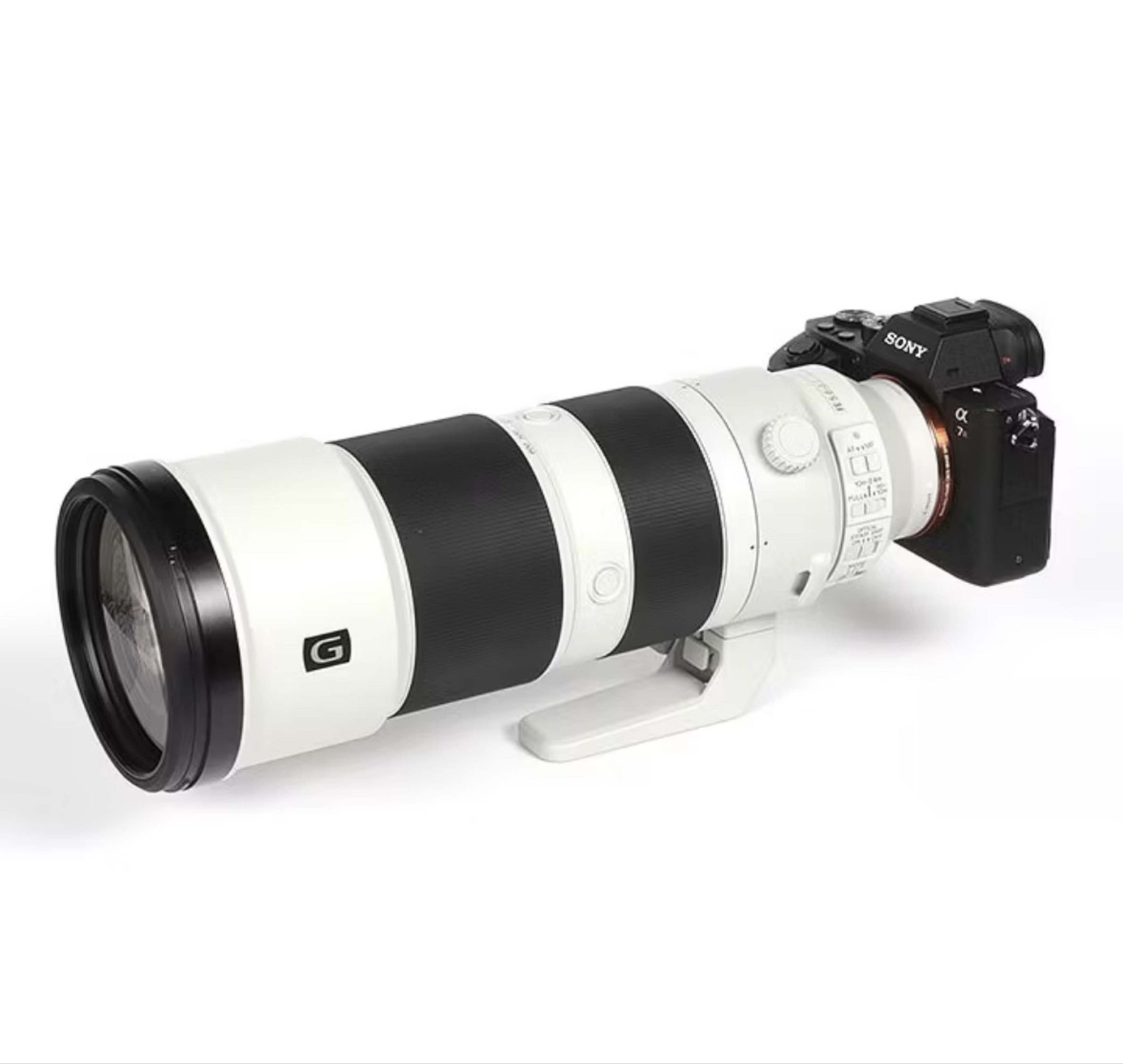 Sony FE 200-600mm f/5.6-6.3 G OSS Lens with additional acra Swiss leg ...