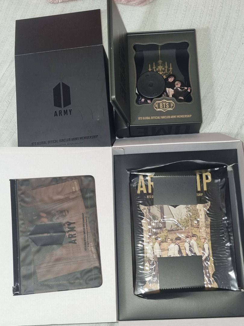 BTS Global Official Fanclub ARMY Membership Kit 7th Term, Hobbies ...