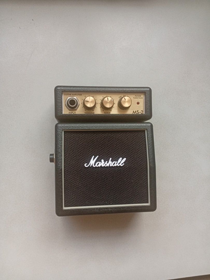 Marshall MS-2 Mini Guitar Amplifier, Hobbies & Toys, Musical ...