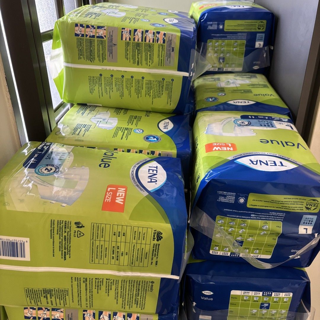 TENA Value L Size Adult Diapers Tape, Health & Nutrition, Assistive ...