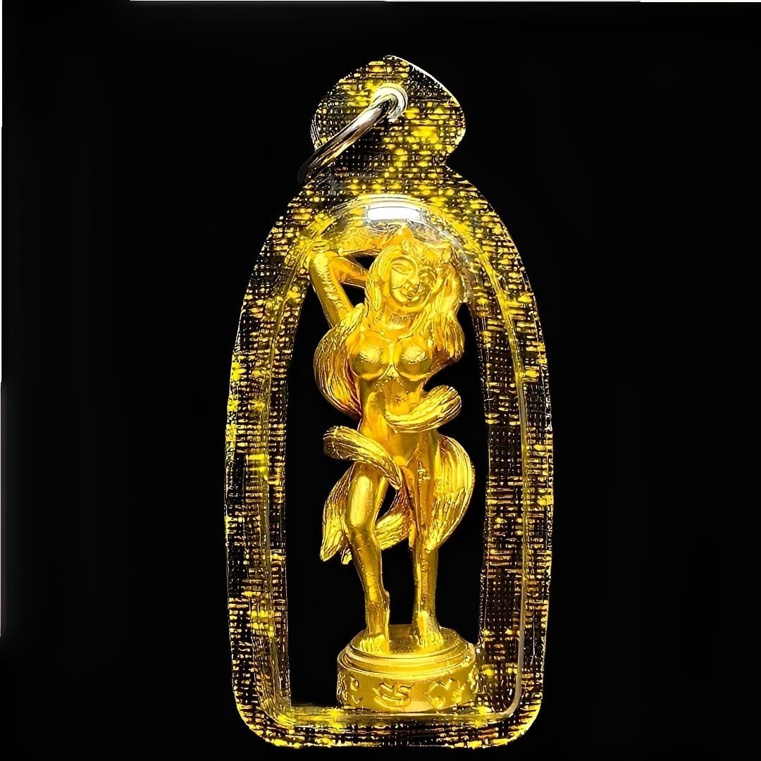 [$68] 九尾狐仙/Nine Tails Fox Fairy Roop Lor/9 Tail Fox Queen Thai Amulet ...