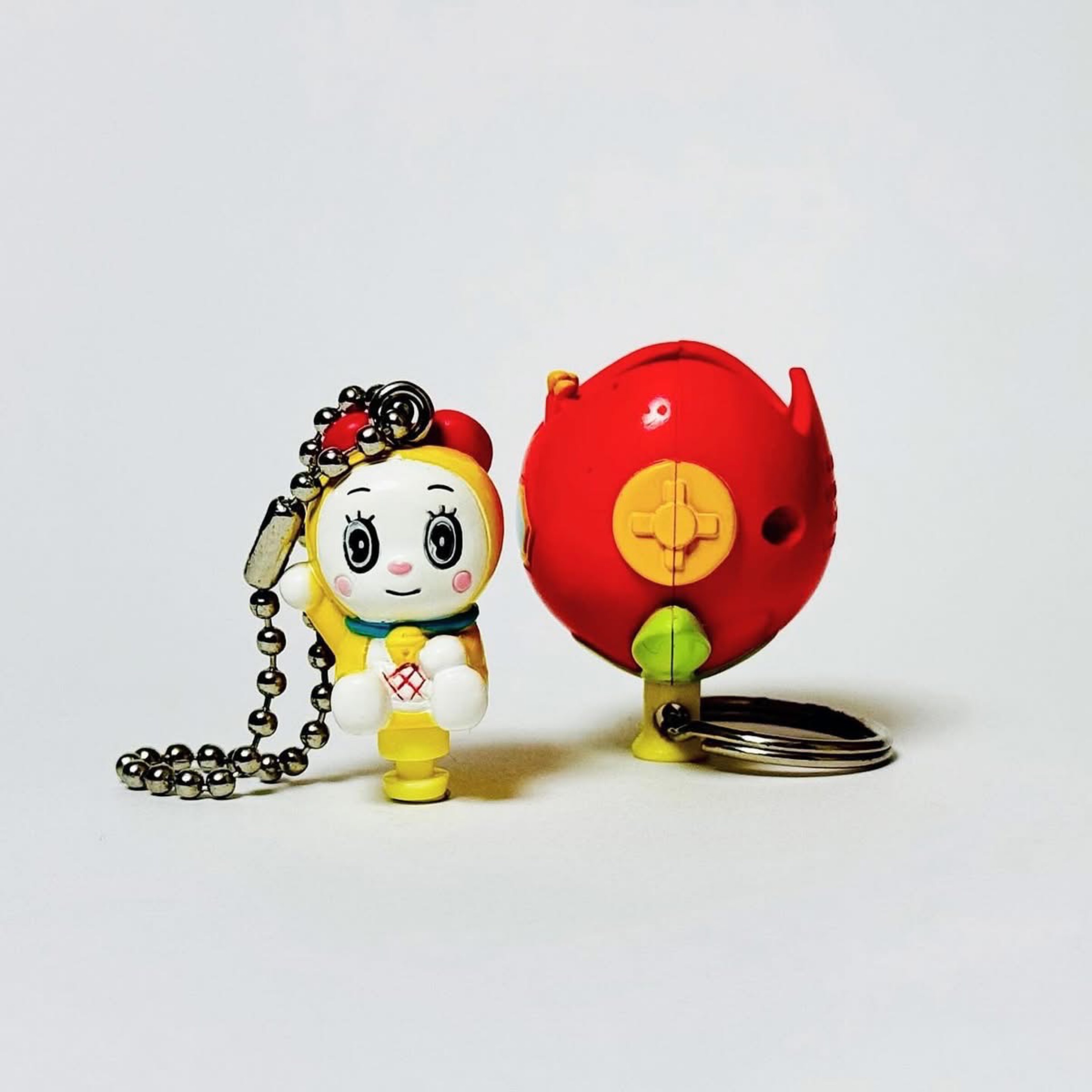 BANDAI ドラえもん はなれちゃうキーチェーン ドラミちゃん 哆啦A夢 分離式鑰匙圈 哆啦美 小叮鈴 扭蛋 Dorami ...