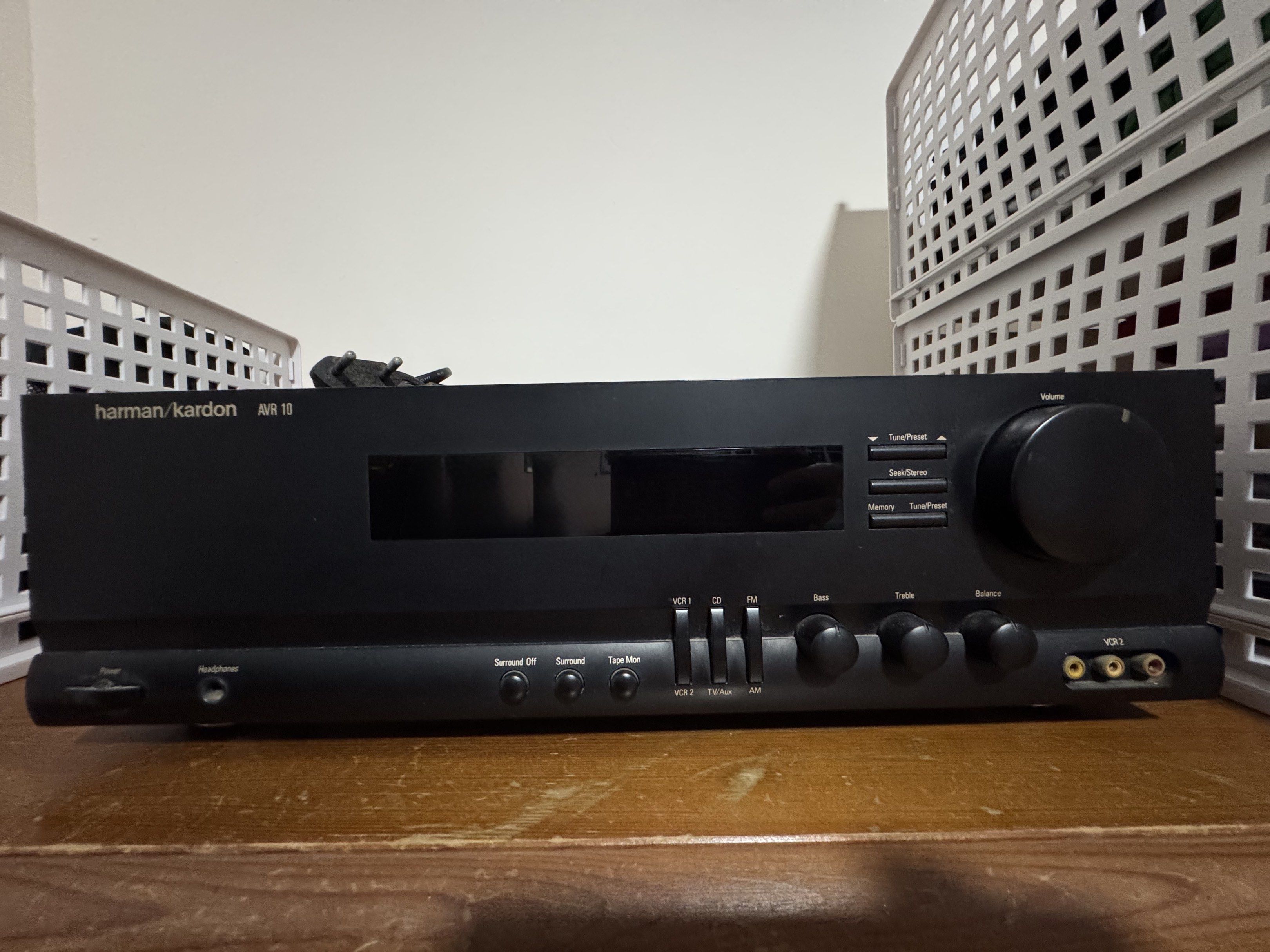 Harman Kardon AVR 10, Audio, Soundbars, Speakers & Amplifiers on Carousell