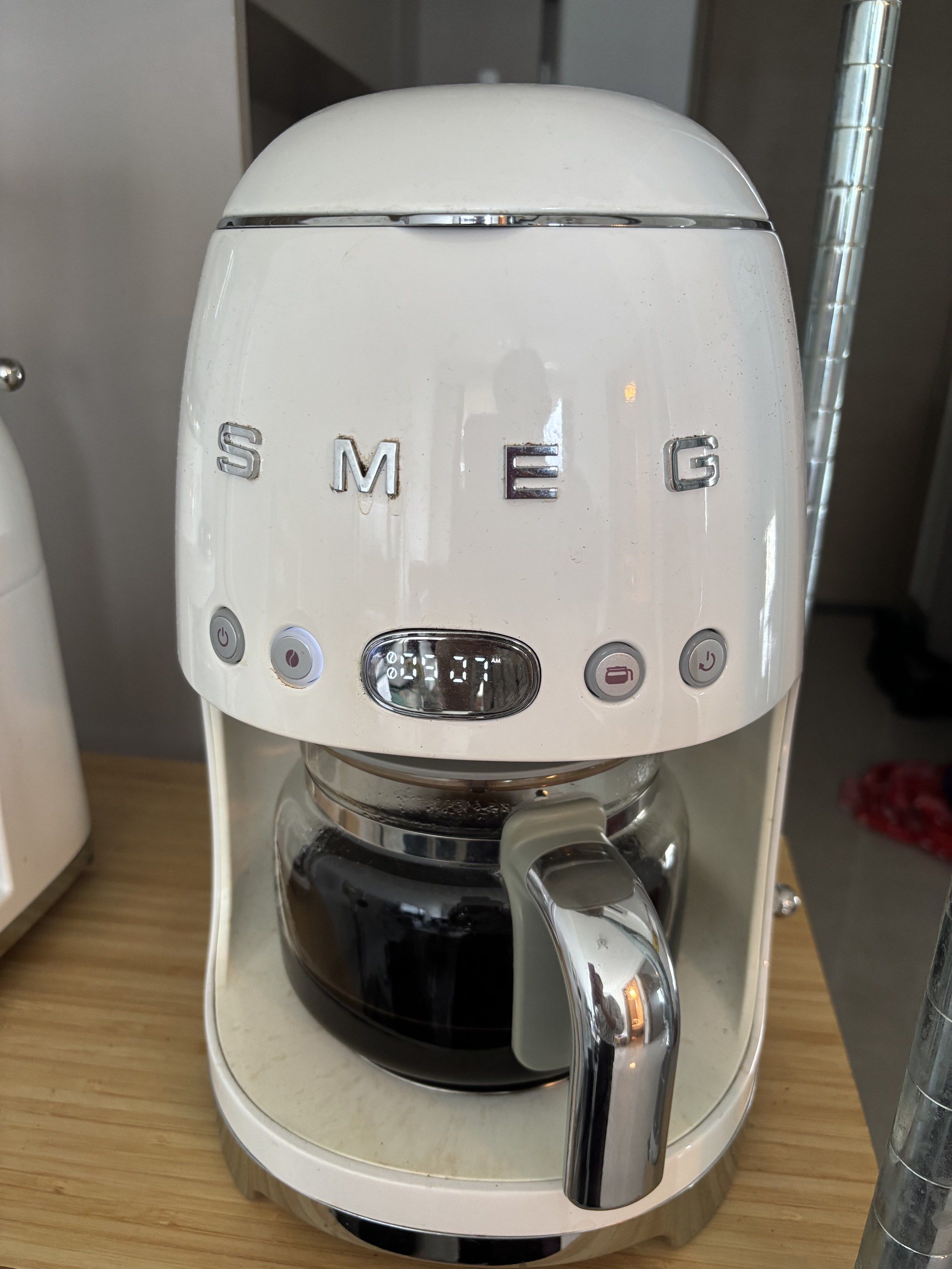 Smeg Drip Coffee Machine - Cream, TV & Home Appliances, Kitchen ...