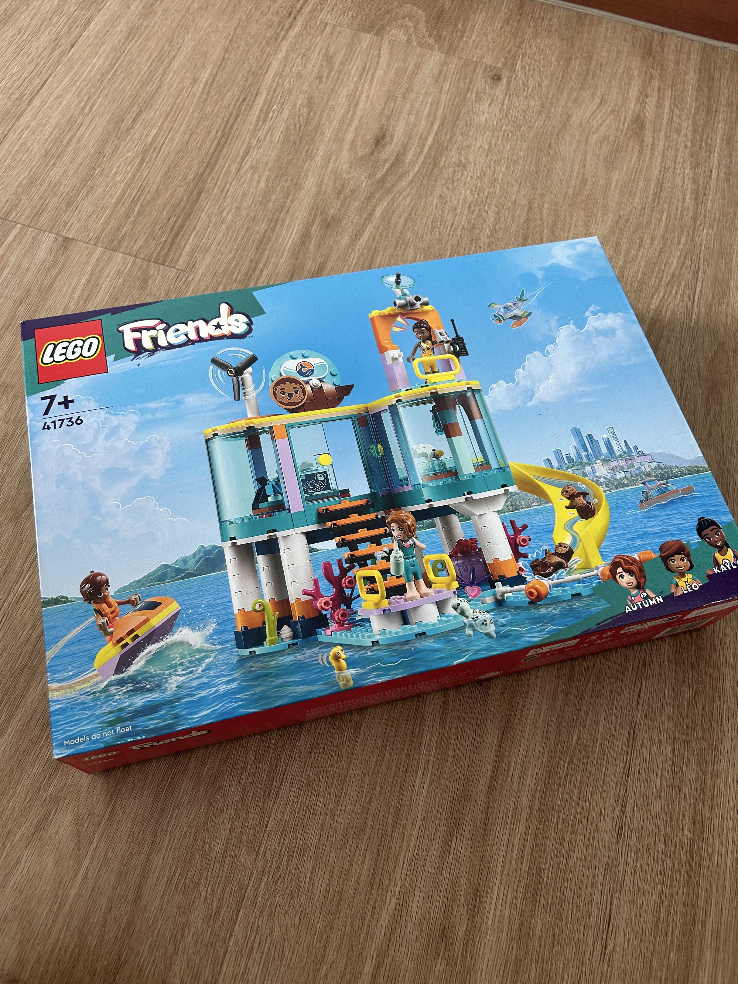 LEGO Friends 41736 Seaside Beach Club Set, Hobbies & Toys, Toys & Games ...