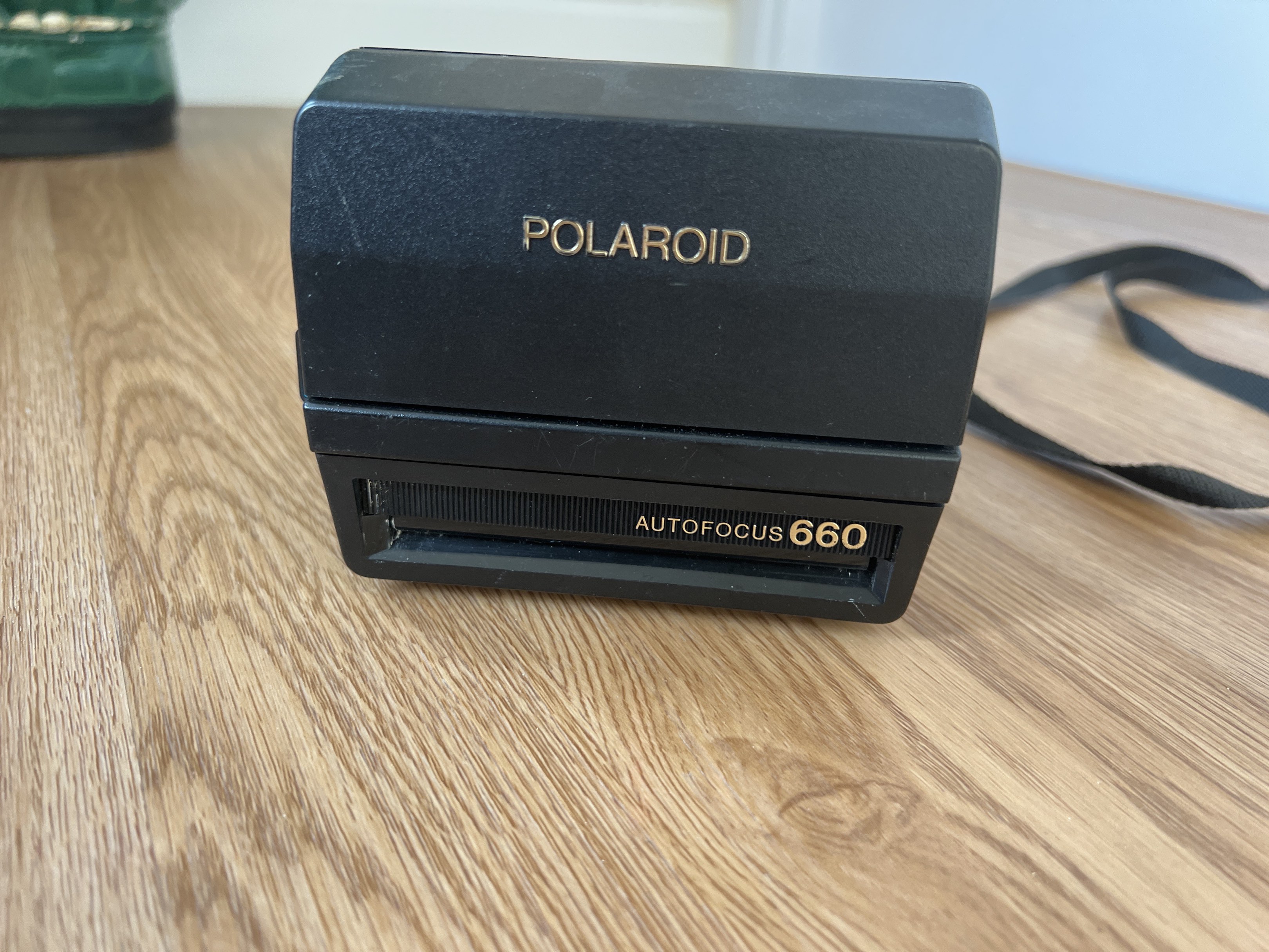 Polaroid Autofocus 660 Instant Camera, Photography, Cameras on Carousell