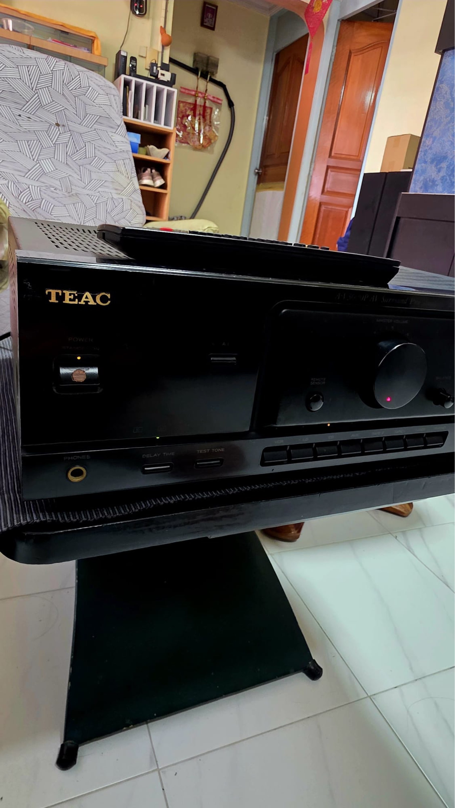TEAC A-V3000P AV surround pre-amplifier, Audio, Other Audio Equipment ...