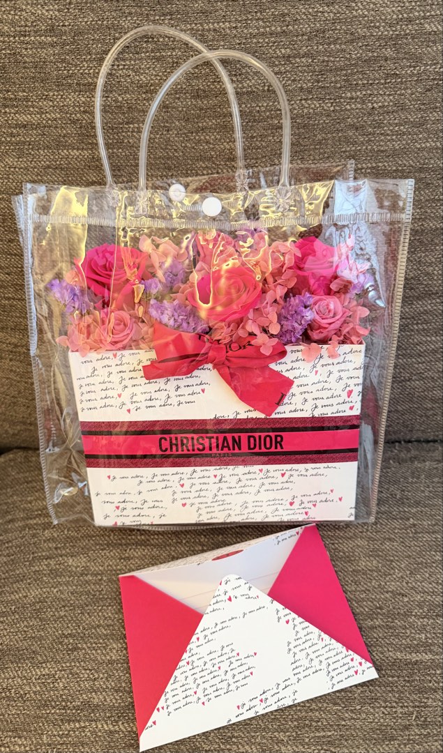 Authentic Christian Dior Flower Bouquet Set, Hobbies & Toys, Flowers ...