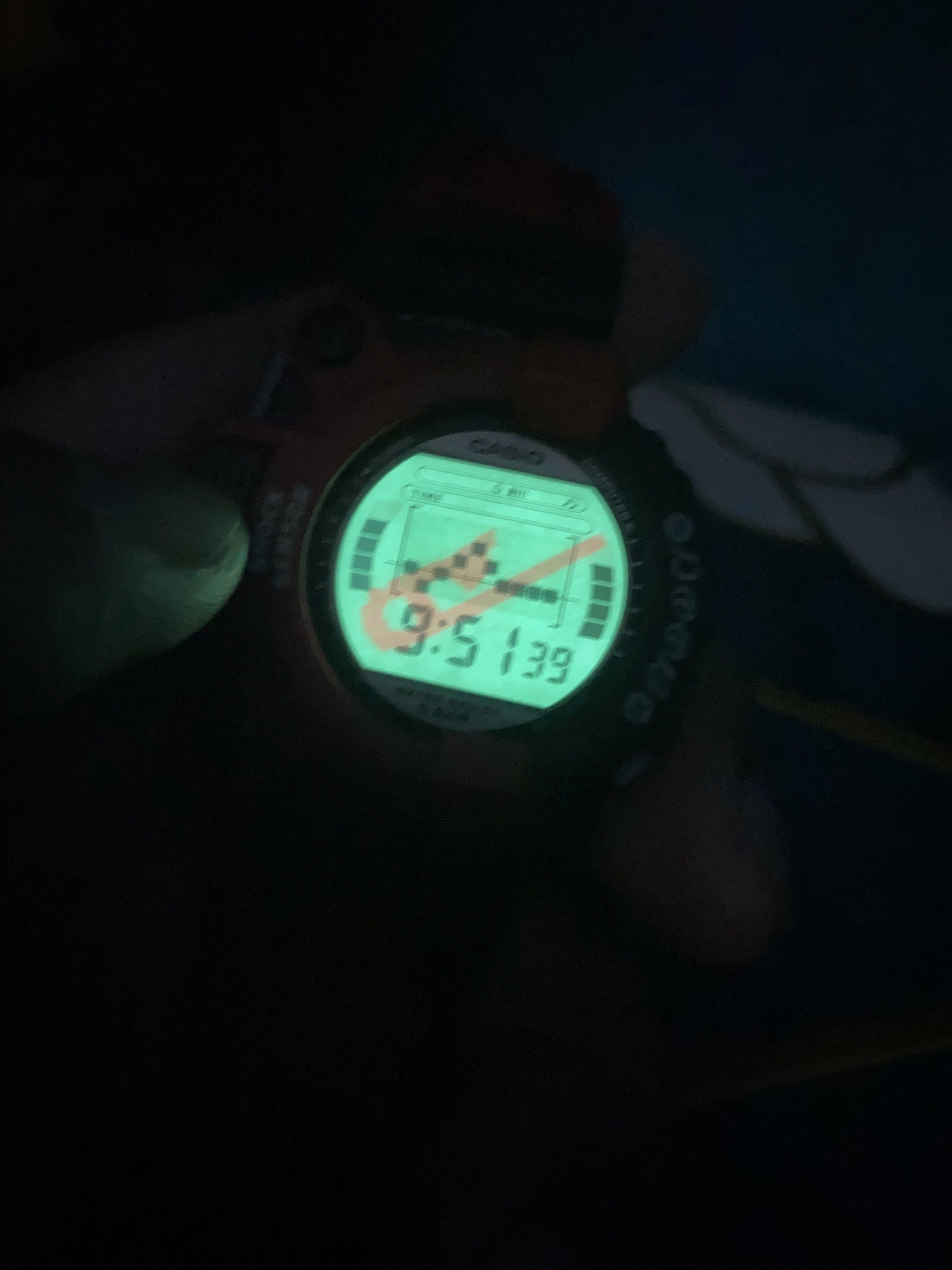 Casio JG 310 red edition full ori, Antik, Jam & Perhiasan di Carousell