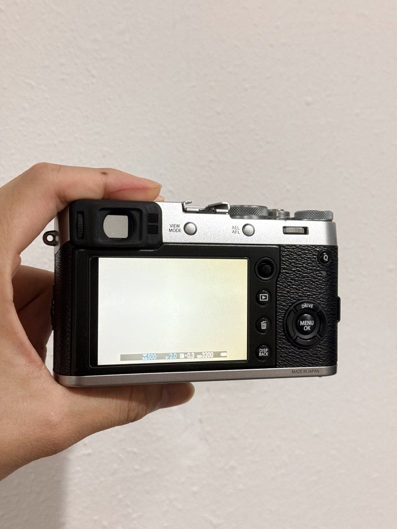 Fujifilm X100F Digital Camera, Photography, Cameras on Carousell