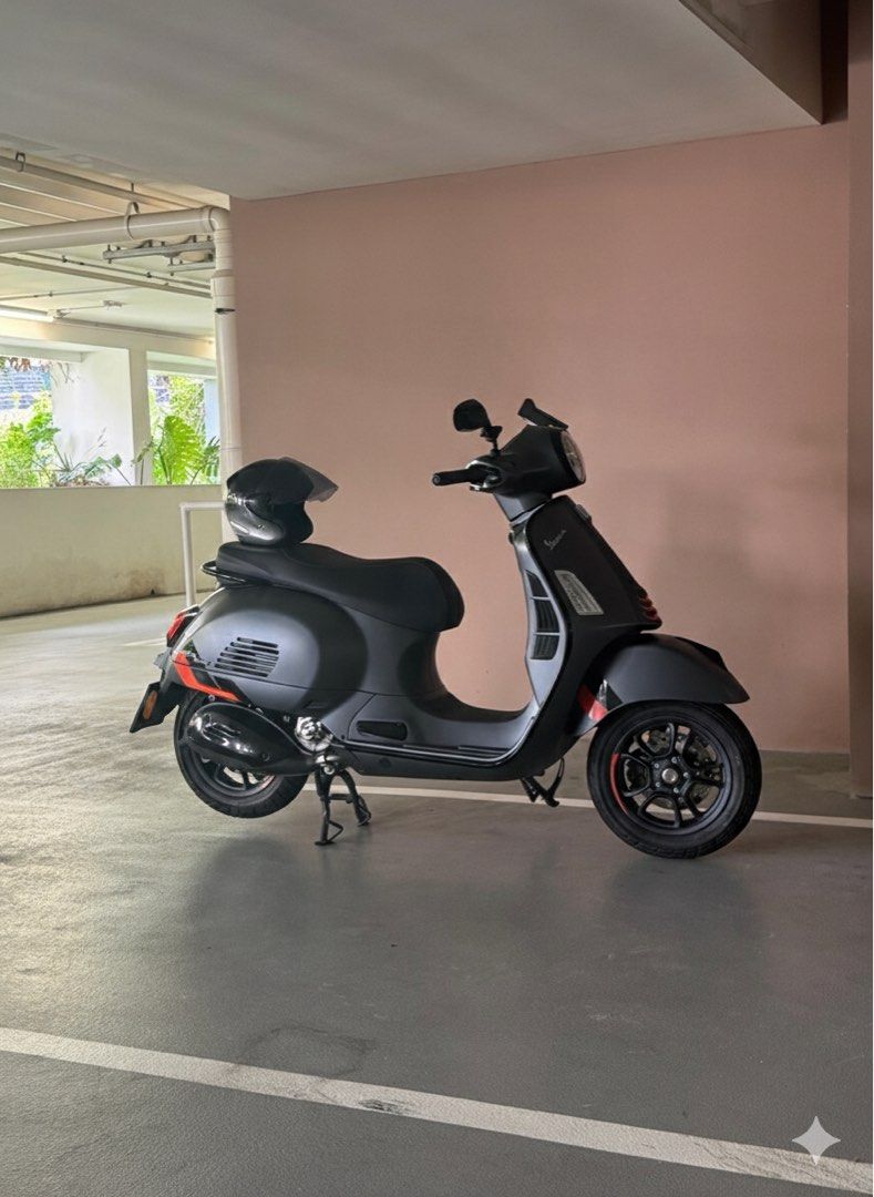 Vespa GTS 300 Super sport COE sept 2025, Motorcycles, Motorcycles for ...