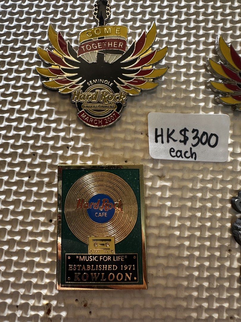 Hard Rock Cafe Pins Limited Edition, 興趣及遊戲, 收藏品及紀念品, 明星周邊 - Carousell